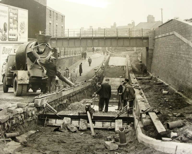 Photos of Stourbridge town centre in the 1950's and 1960's